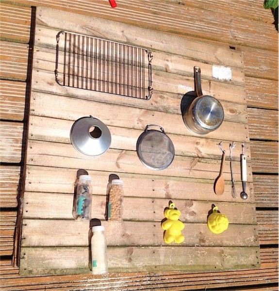 Summer activities for toddlers & preschoolers :: build a music board ...