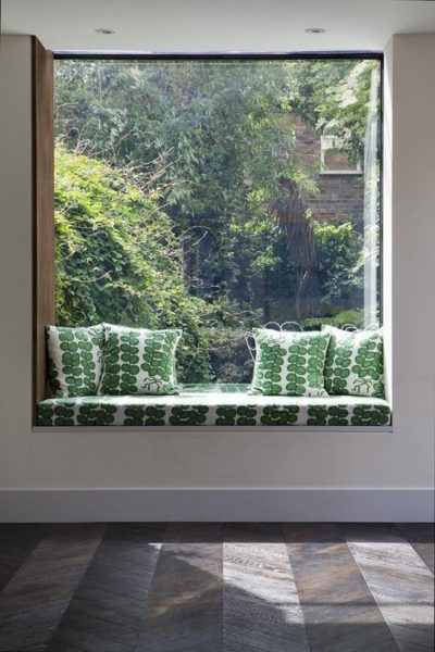 11 ways to decorate a window space for Summer! - Toby and Roo