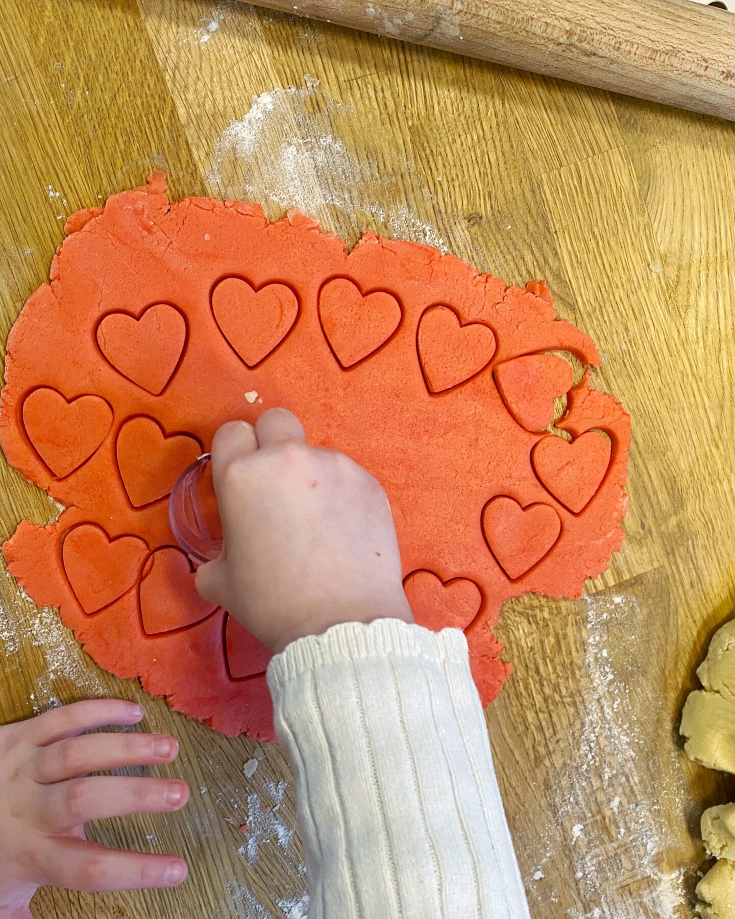 Valentine's Day cookies that are fool proof & perfect fun for kids ...